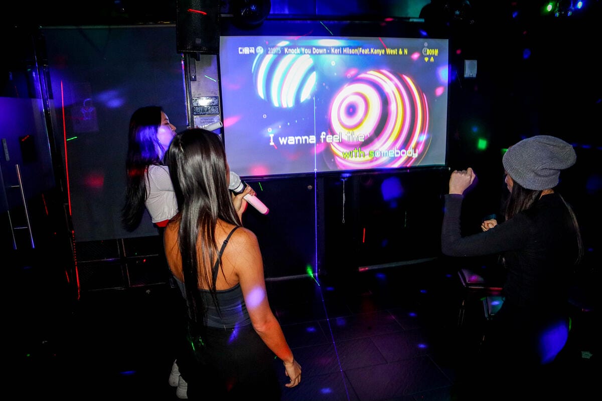 Gallery | Space Karaoke Bar & Lounge